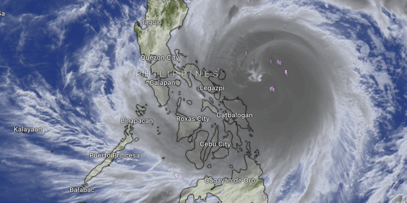 Typhoon Uwan Continues to Intensify as It Moves Closer Toward Luzon ...